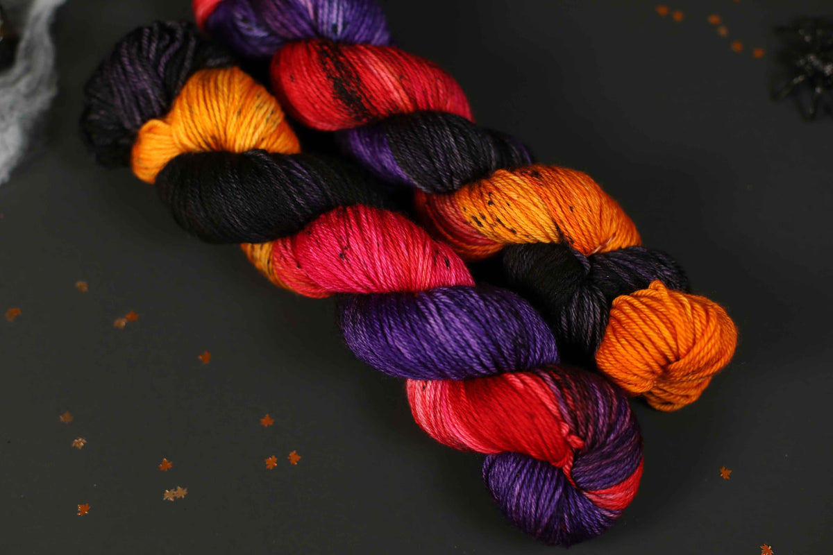 Hocus Pocus Come Little Children – Poison Threads