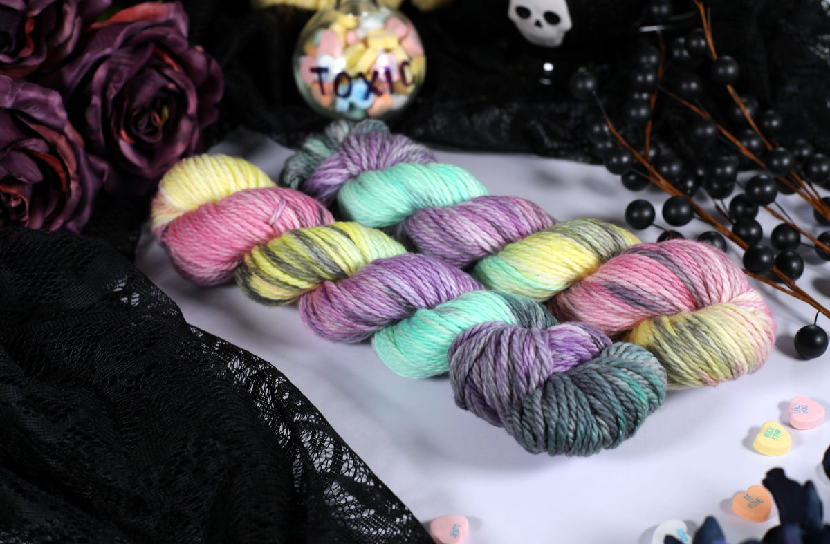 NEVER URS - Toxic Love Collection – Poison Threads